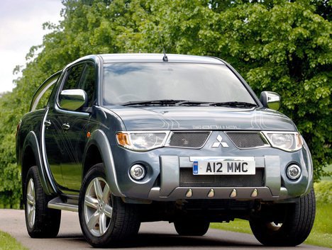 Mitsubishi L200 technical specifications and fuel economy
